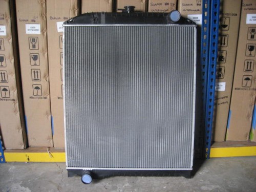 HINO EURO 300 (M) RADIATOR – 75790 – Tongshi Auto Radiator Supplies